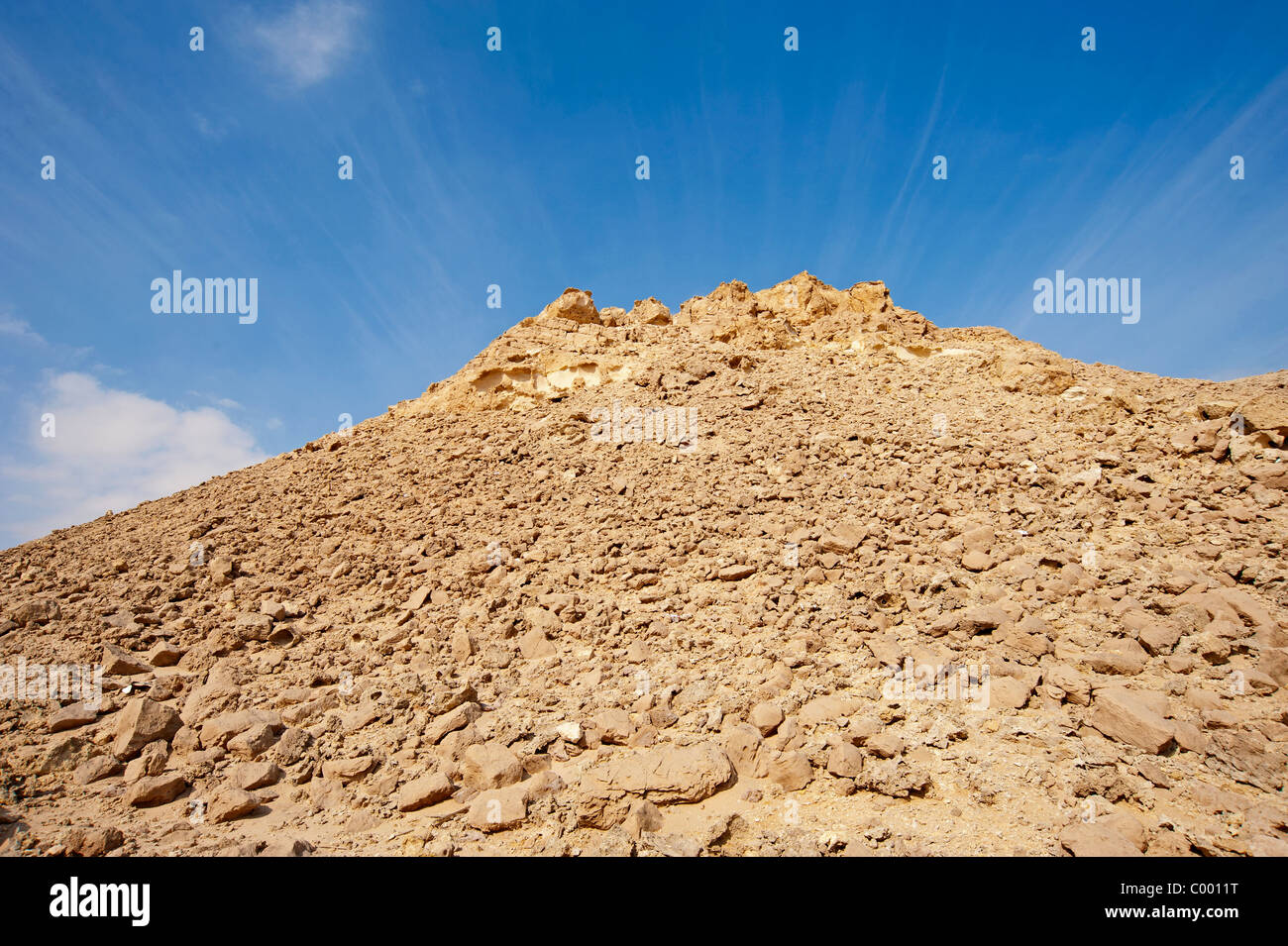 Hill in a rocky desert environment Stock Photo - Alamy