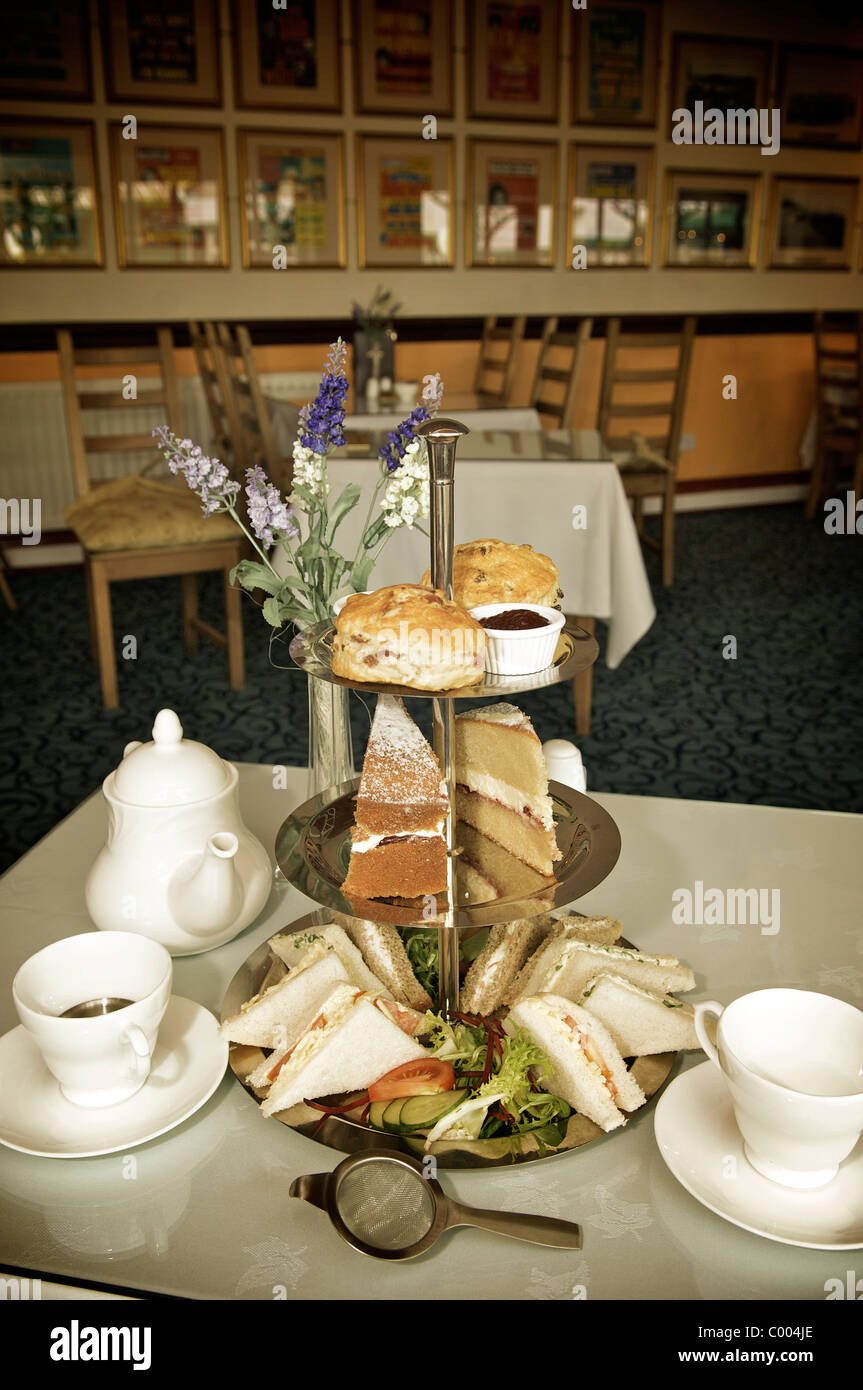 Victorian afternoon tea hi-res stock photography and images - Alamy