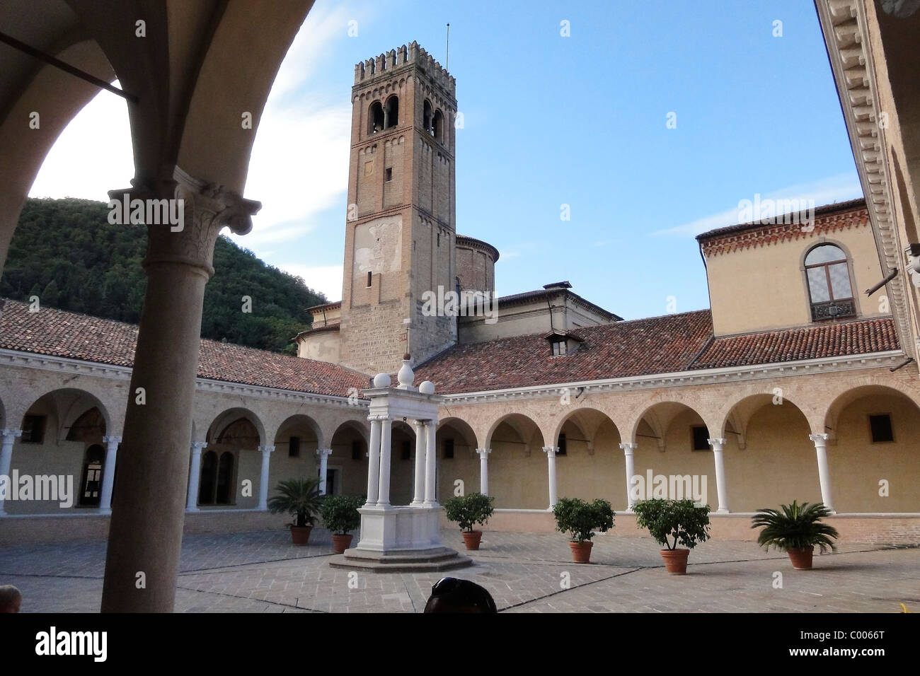 Meditate monastery hi-res stock photography and images - Alamy
