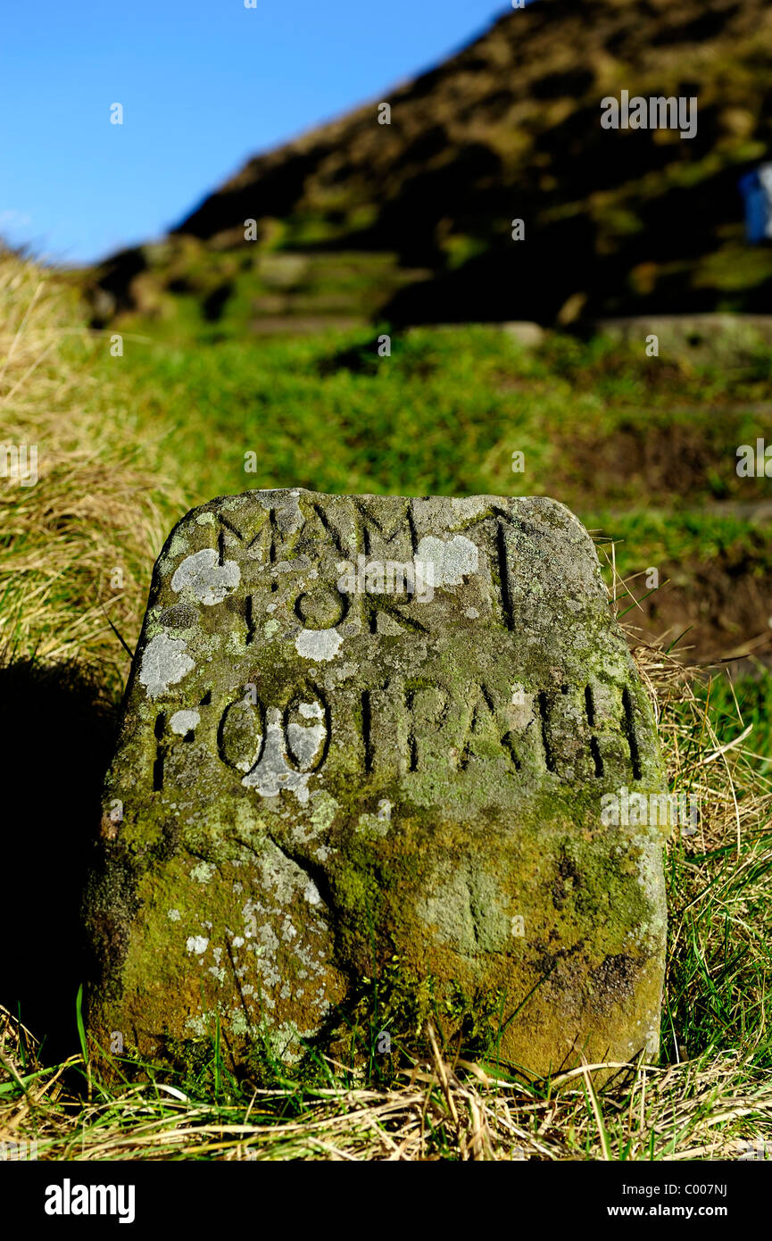 Mam tor footpath hi-res stock photography and images - Alamy