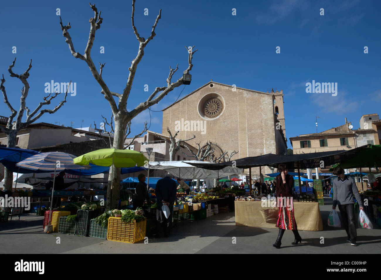 pollensa market mallorca on a sunday morning Stock Photo - Alamy