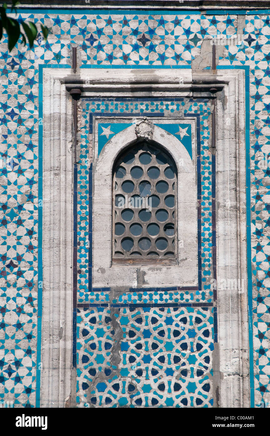 Ornate Ottoman window in Istanbul Stock Photo - Alamy