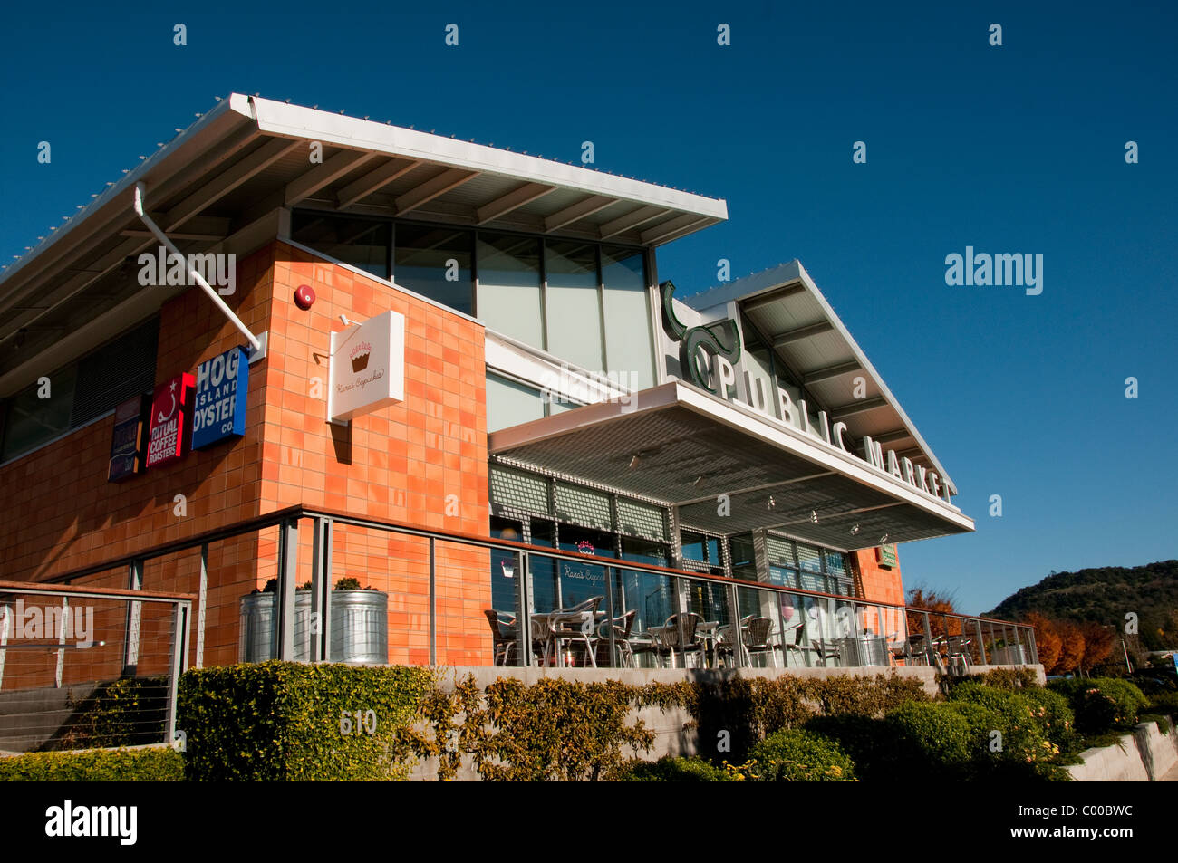 Oxbow market hi-res stock photography and images - Alamy