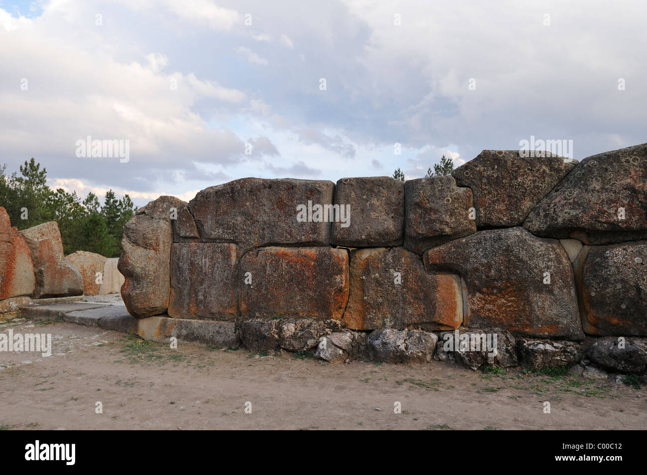 Cyclopean stone wall, Alacahöyük, Turkey 101002 38575 Stock Photo - Alamy