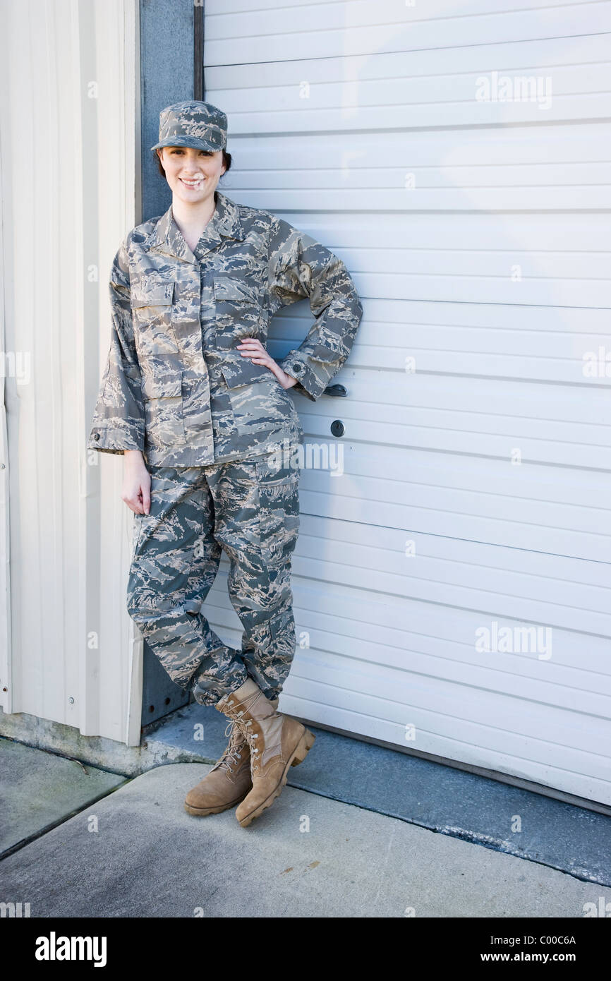 Women Army Combat Uniform Ukrainian Women Fight For Uniforms That Fit