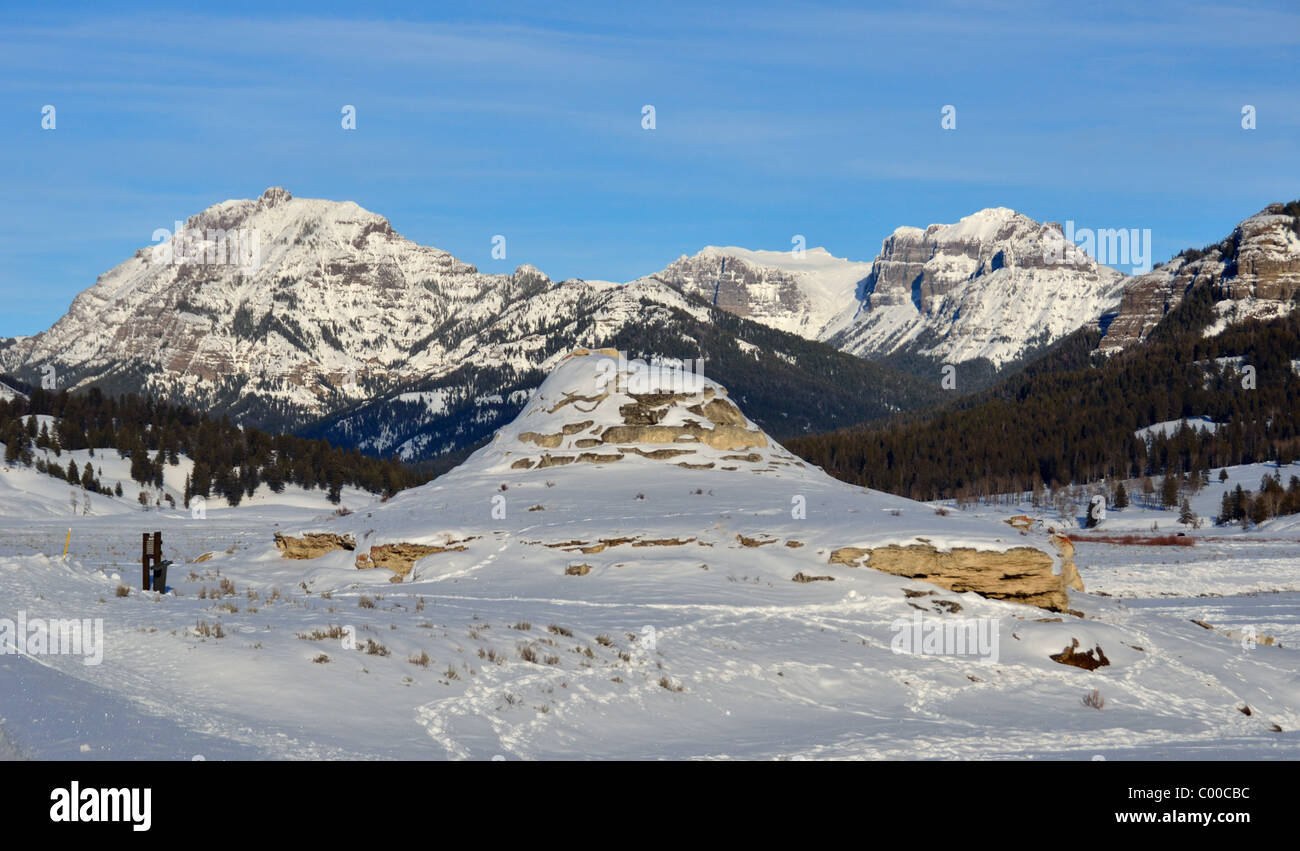 A travertine mount called Soda Butte covered in snow. Lamar Valley ...