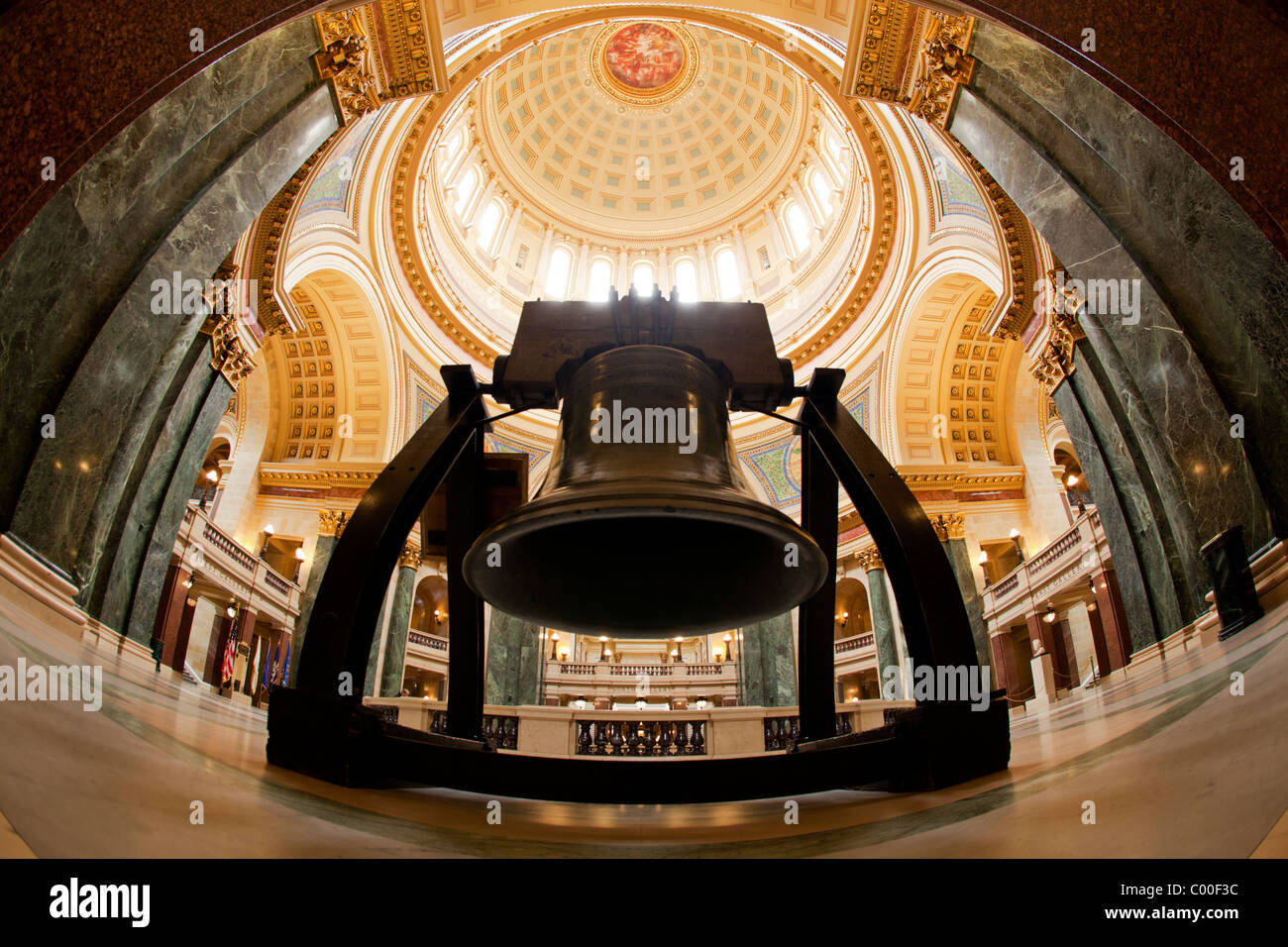 Massive bell hi-res stock photography and images - Alamy