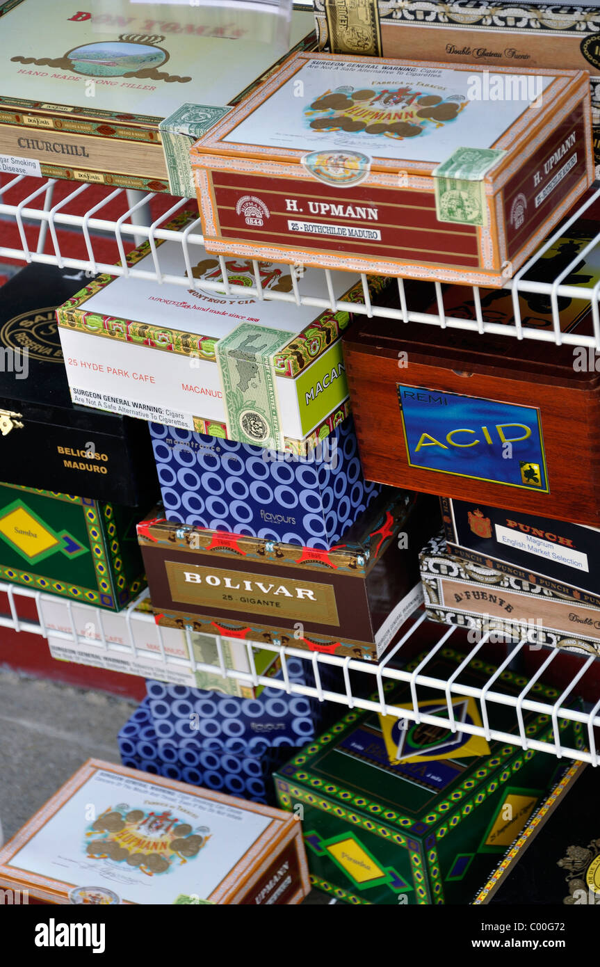 Cigars in boxes for sale Stock Photo - Alamy