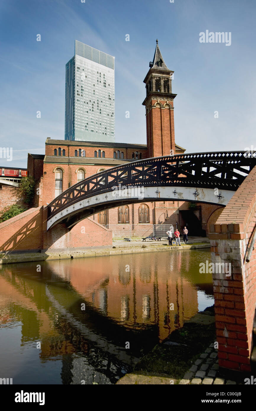 Beetham Tower and bridge over canal in Castlefield Stock Photo - Alamy