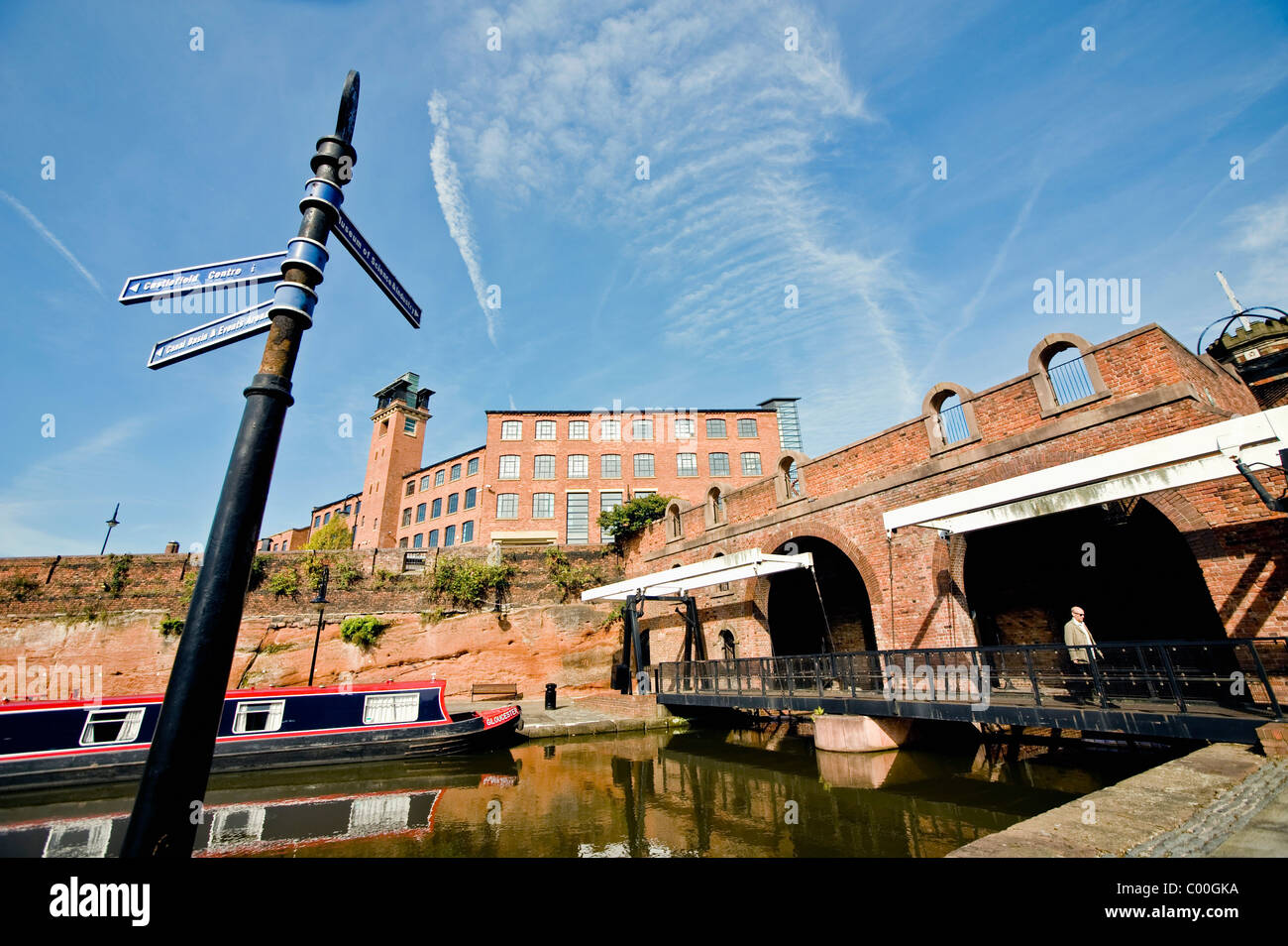 Buildings surrounding basin and canal in Castlefield Stock Photo - Alamy
