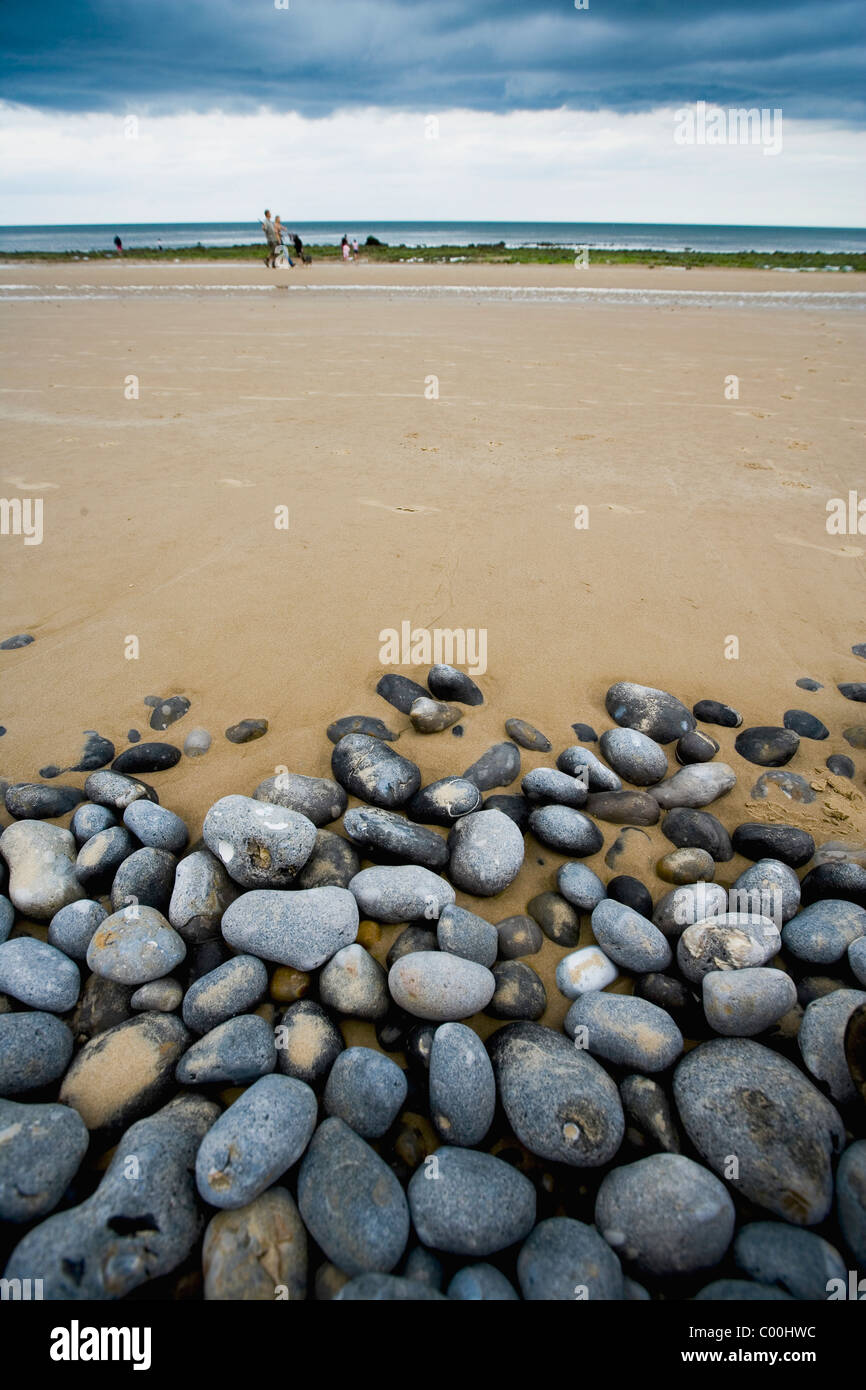 Opposites beach hi-res stock photography and images - Alamy