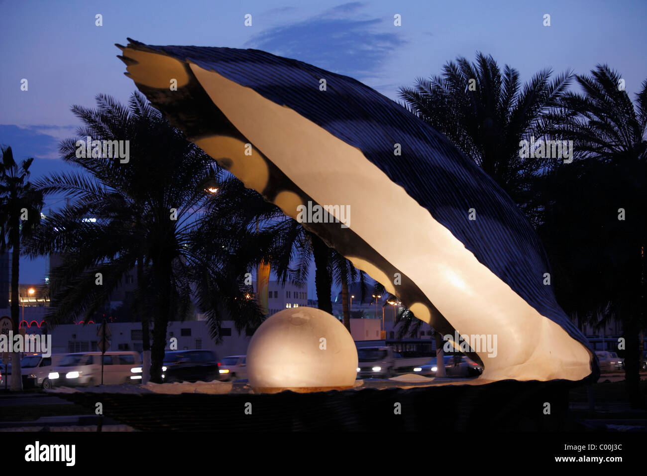 Qatar, Doha, Pearl Monument Stock Photo - Alamy