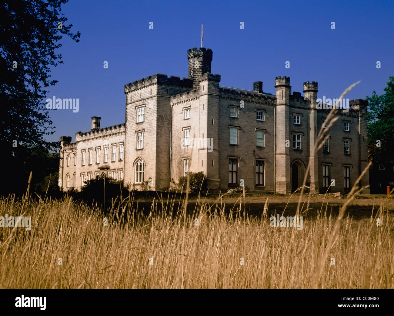 Chiddingstone castle hi-res stock photography and images - Alamy