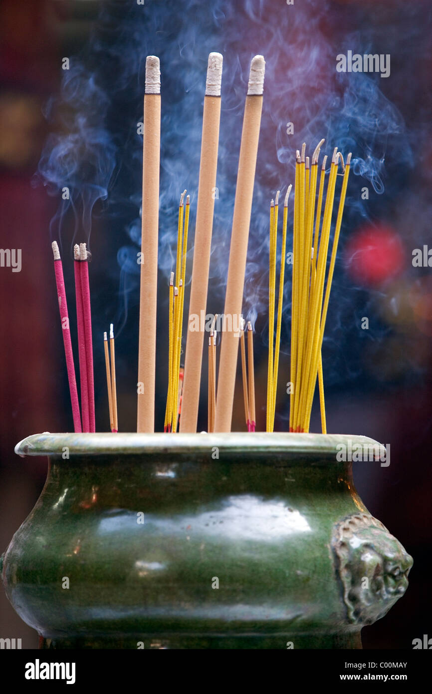 Incense in temple hi-res stock photography and images - Alamy