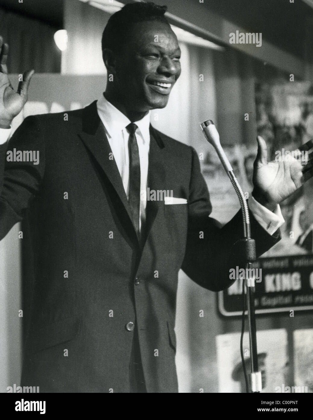 NAT KING COLE (1919-1965) US musician and singer Stock Photo - Alamy