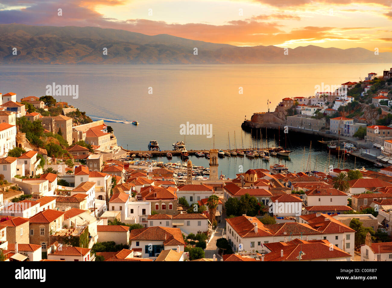 Saronic islands hi-res stock photography and images - Alamy