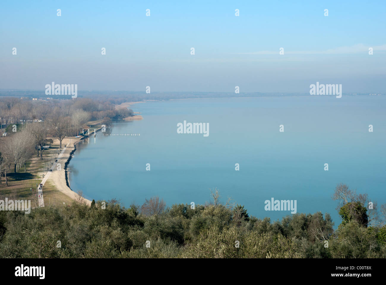 Italy umbria passignano lago trasimeno hi-res stock photography and ...
