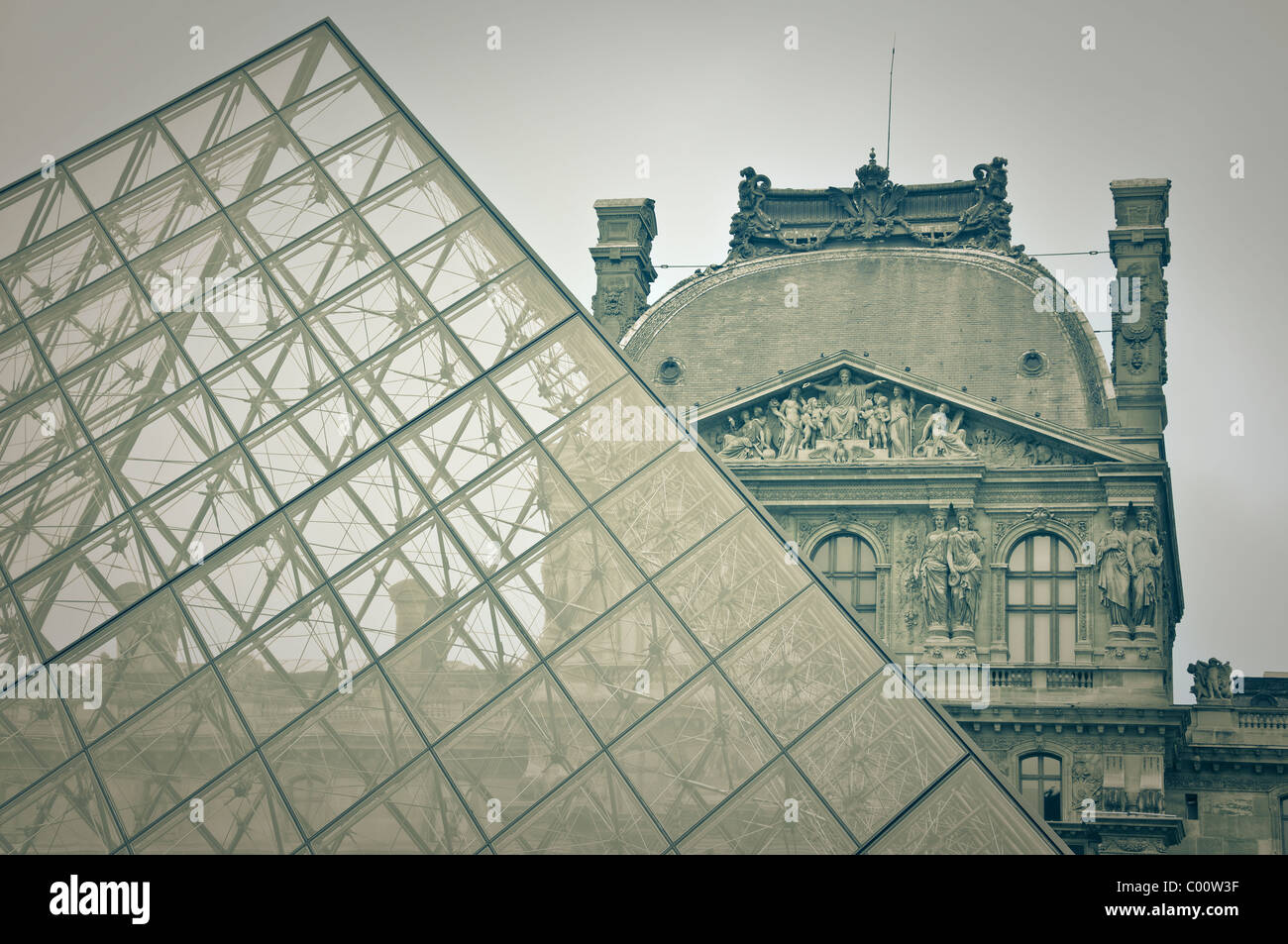 France glass pyramid art museum museums abstract special hi-res stock ...