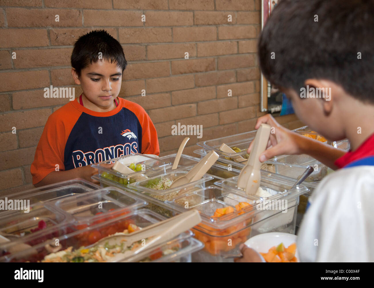 Children at Salad Bar in School Cafeteria Stock Photo - Alamy