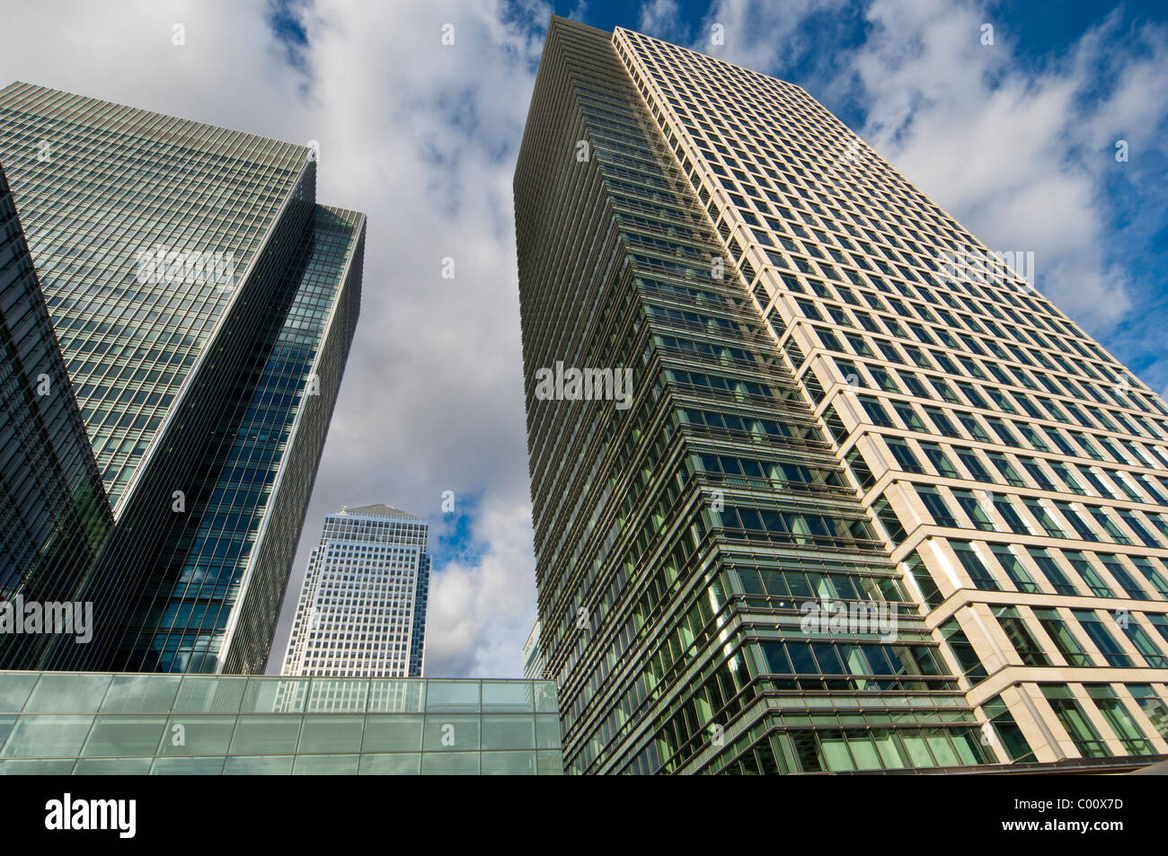 Canary wharf office building hi-res stock photography and images - Alamy
