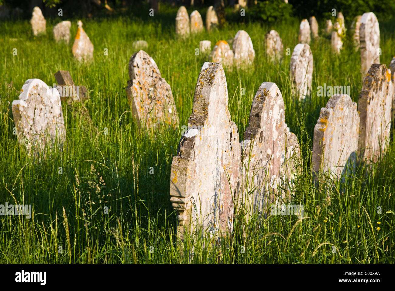 Graves gravestones headstones hi-res stock photography and images - Alamy
