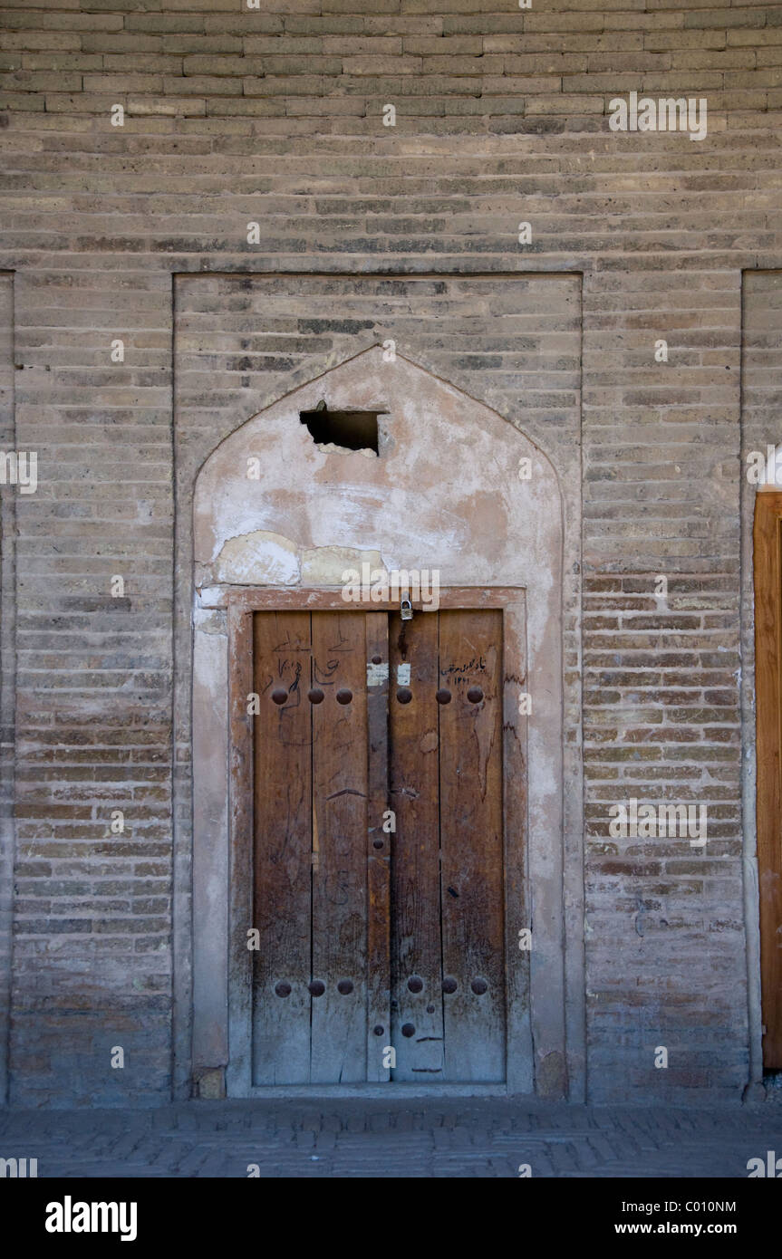 Persian architecture door hi-res stock photography and images - Alamy