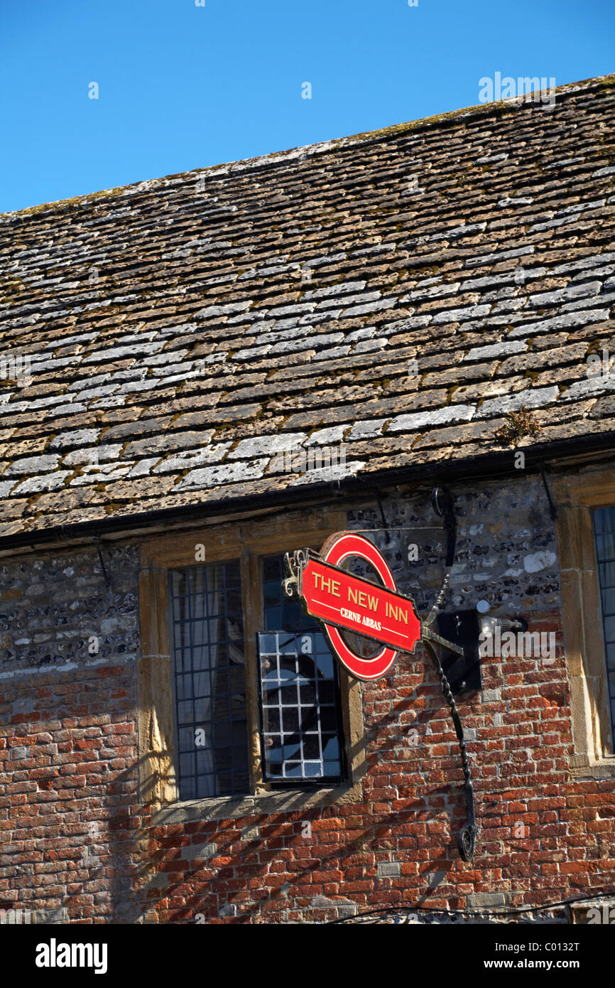 The New Inn Pub Sign High Resolution Stock Photography and Images - Alamy