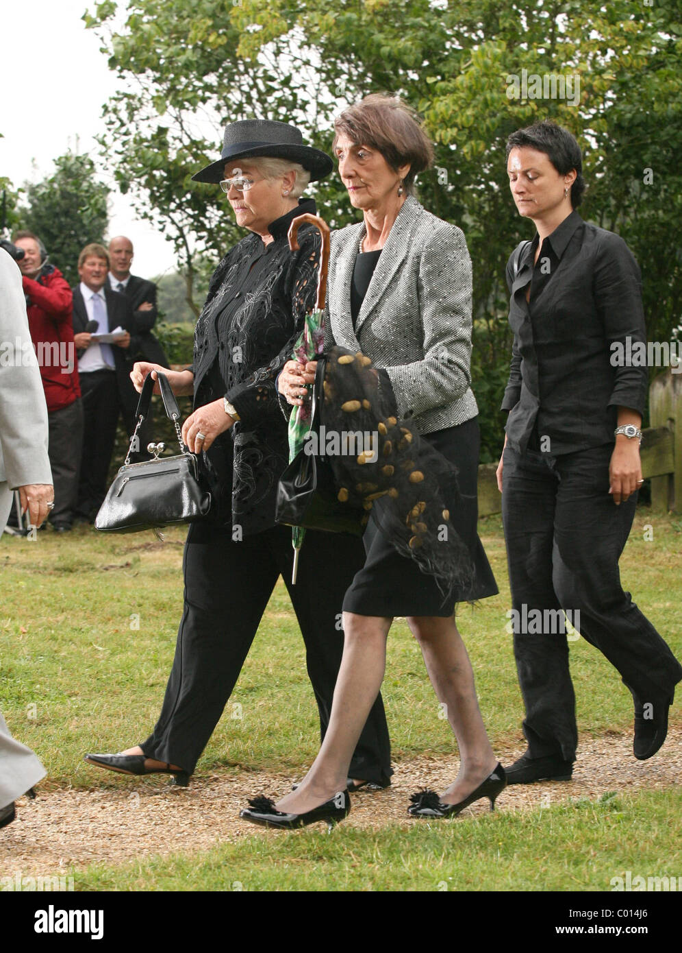 Russ abbot wife patricia simpson hi-res stock photography and images ...