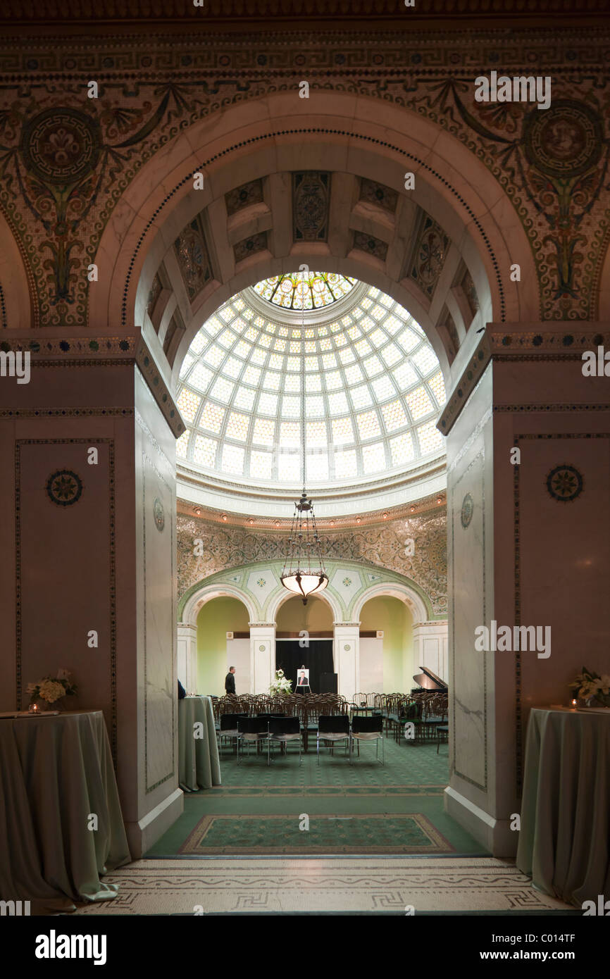 Chicago Cultural Center, formerly the Chicago Public Library, Chicago ...