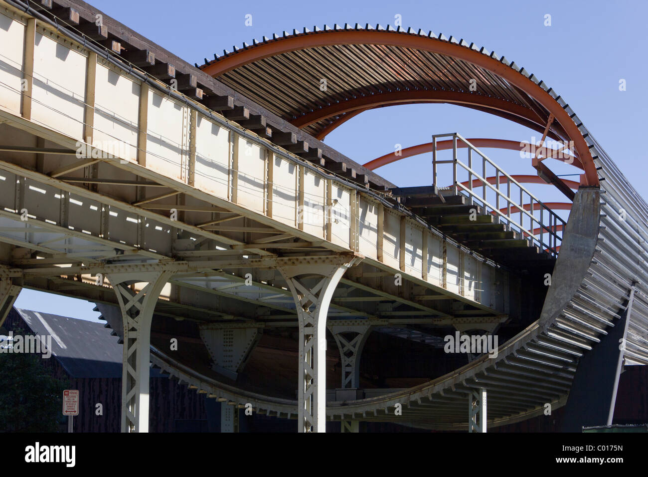 enclosed subway track at McCormick Tribune Campus Center, Illinois ...