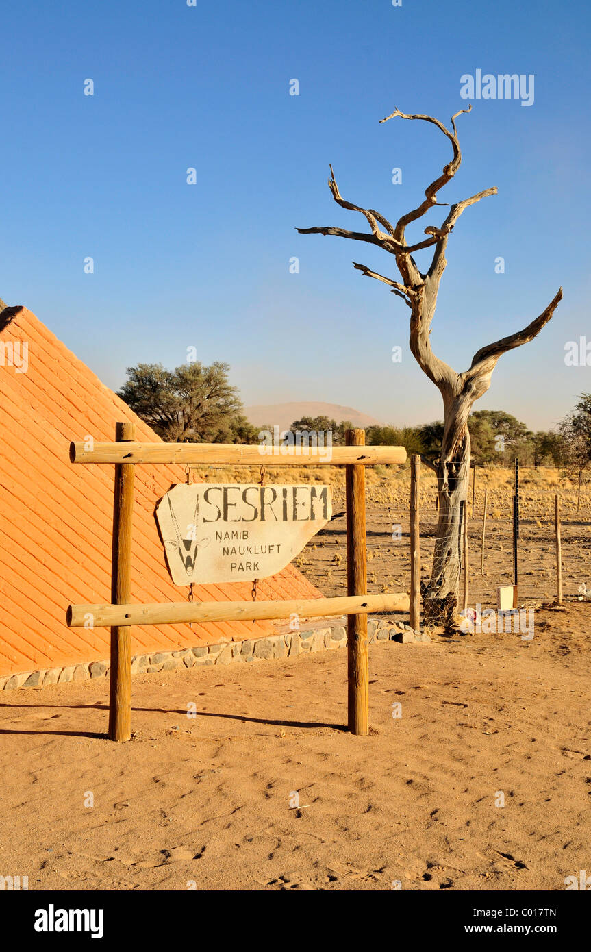 Namib naukluft national park entrance hi-res stock photography and ...