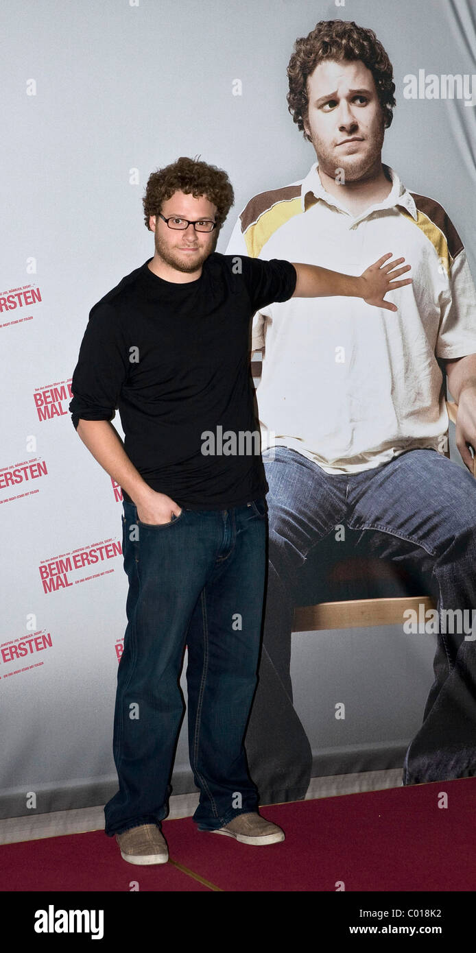 Knocked up seth rogen hi-res stock photography and images - Alamy