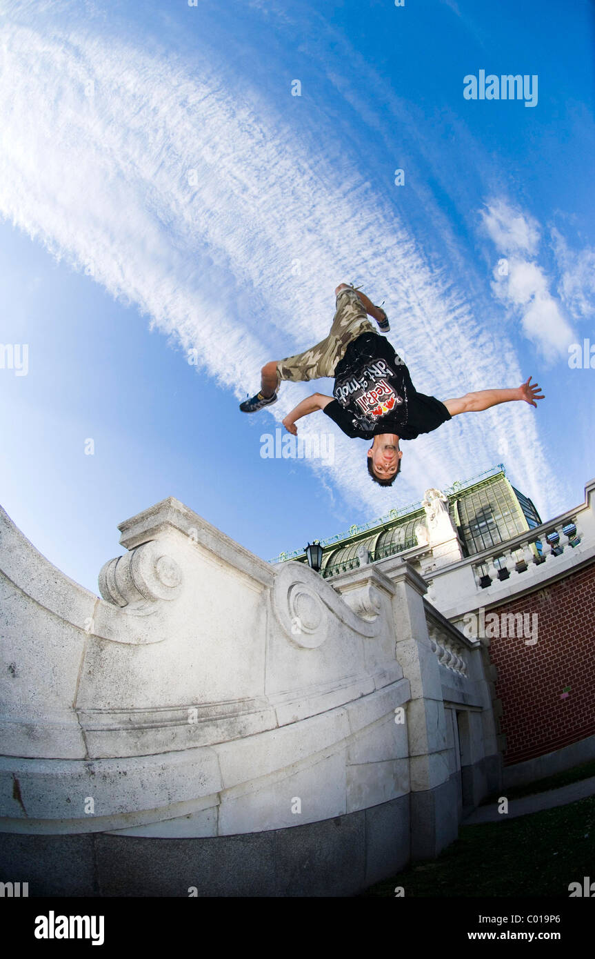 Art of Motion There has never been a free-running freestyle moves event ...