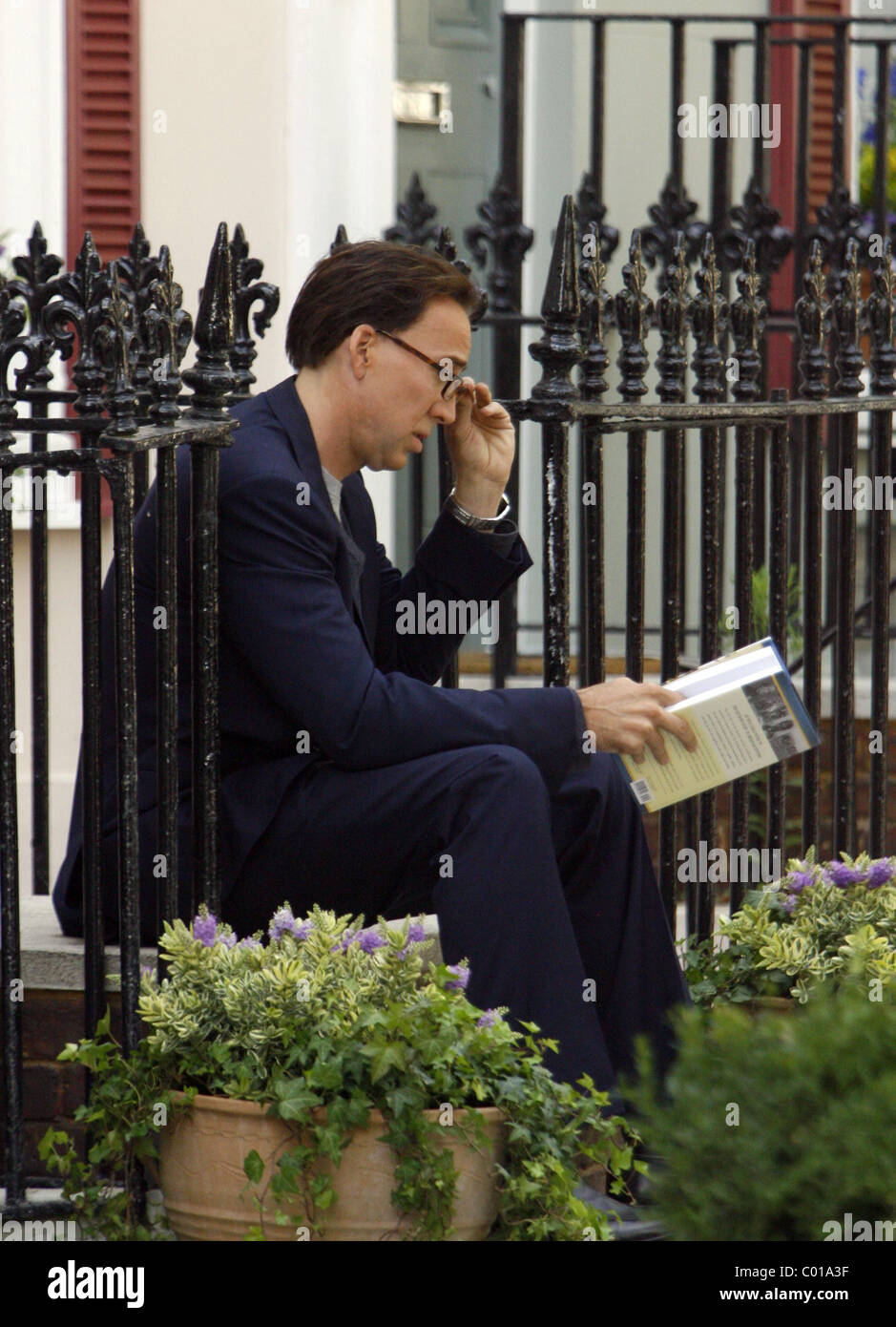 Nicolas Cage Filming on location in Primrose hill on the set of his ...