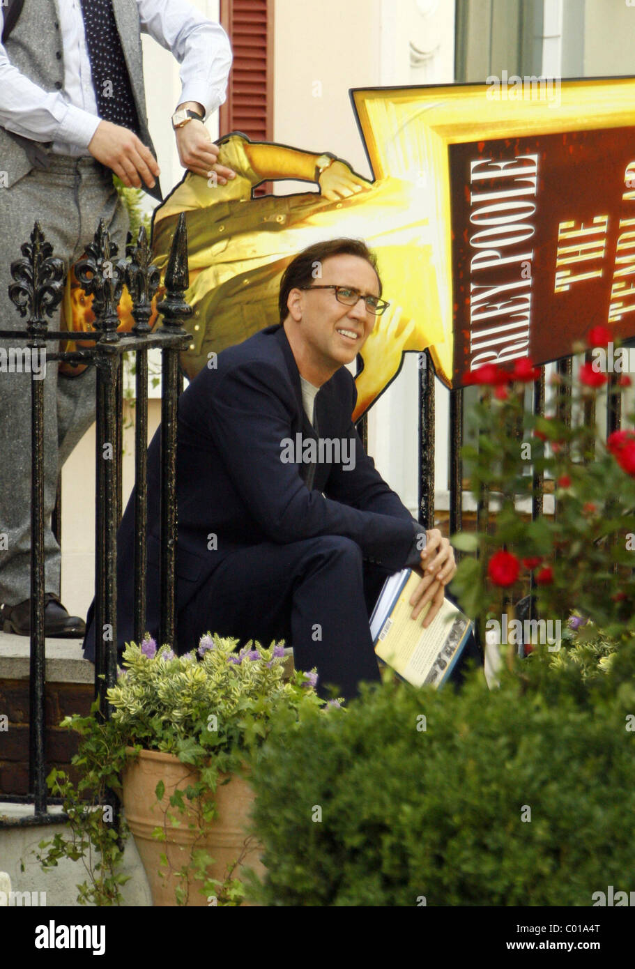 Nicolas Cage Filming on location in Primrose hill on the set of his ...