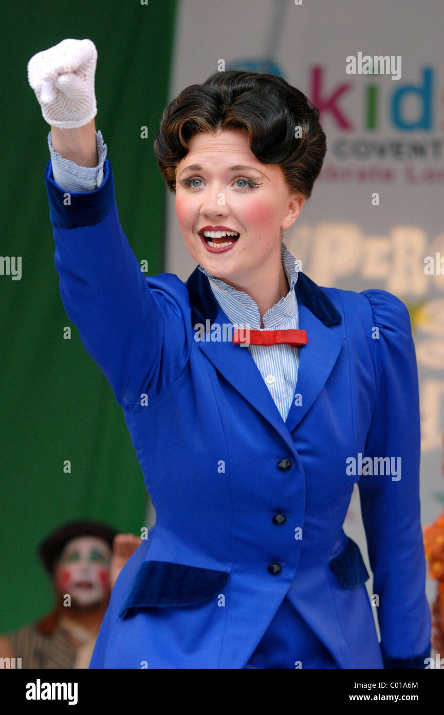 Scarlett strallen poppins hi-res stock photography and images - Alamy
