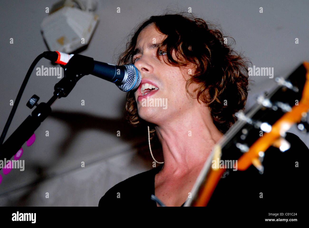 Johnny Borrell of Razorlight performing live as part of the 'Ben ...