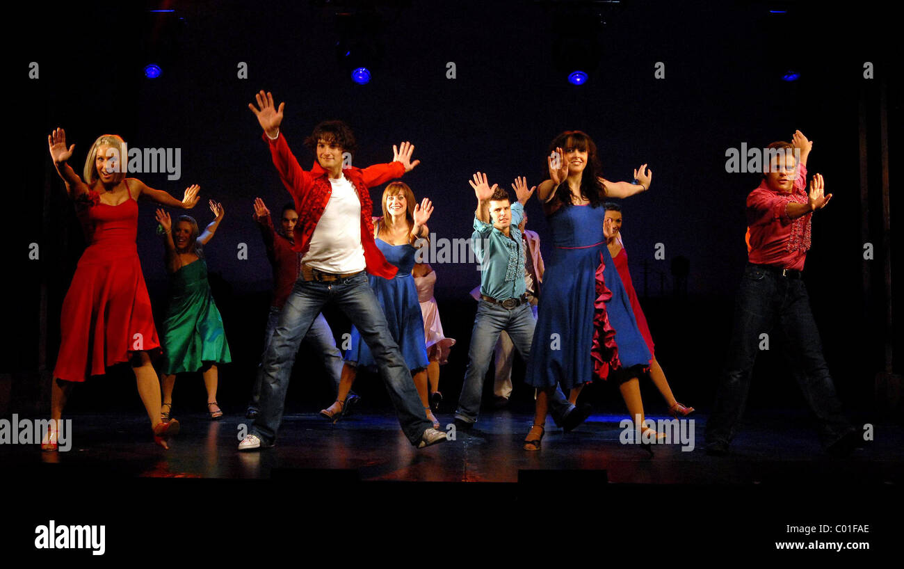 Footloose musical hi-res stock photography and images - Alamy
