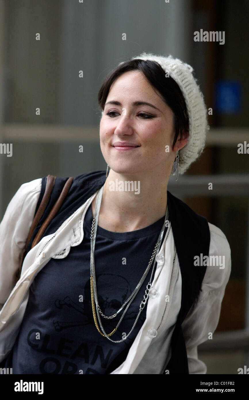 KT Tunstall leaving the BBC studios in Maida Vale. KT is wearing a Tee ...
