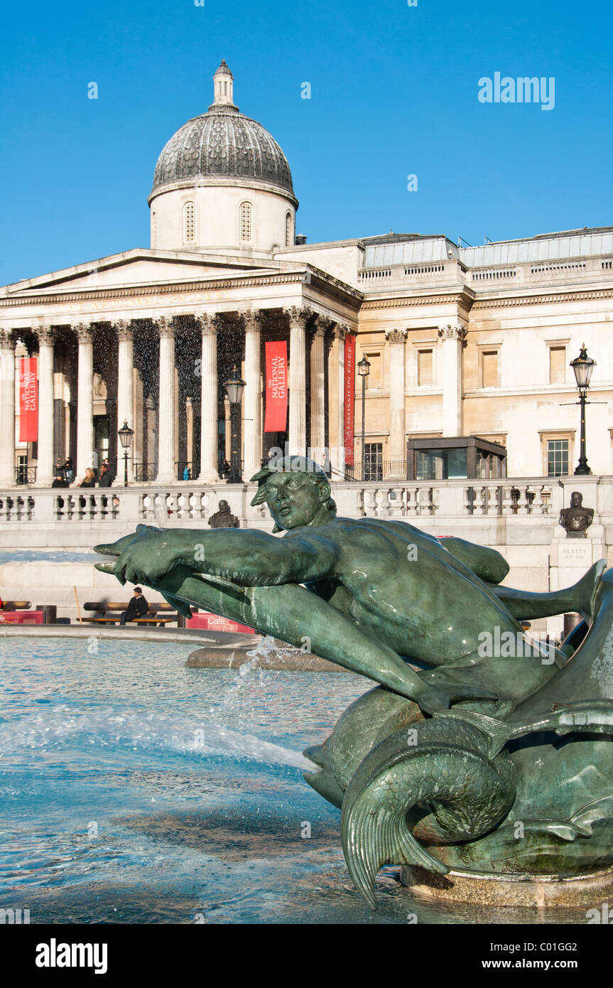 Trafalger square fountain hi-res stock photography and images - Alamy