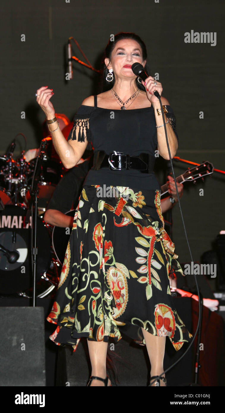 Crystal Gayle performing at the 'Poolside Concert Series' at Silverton ...