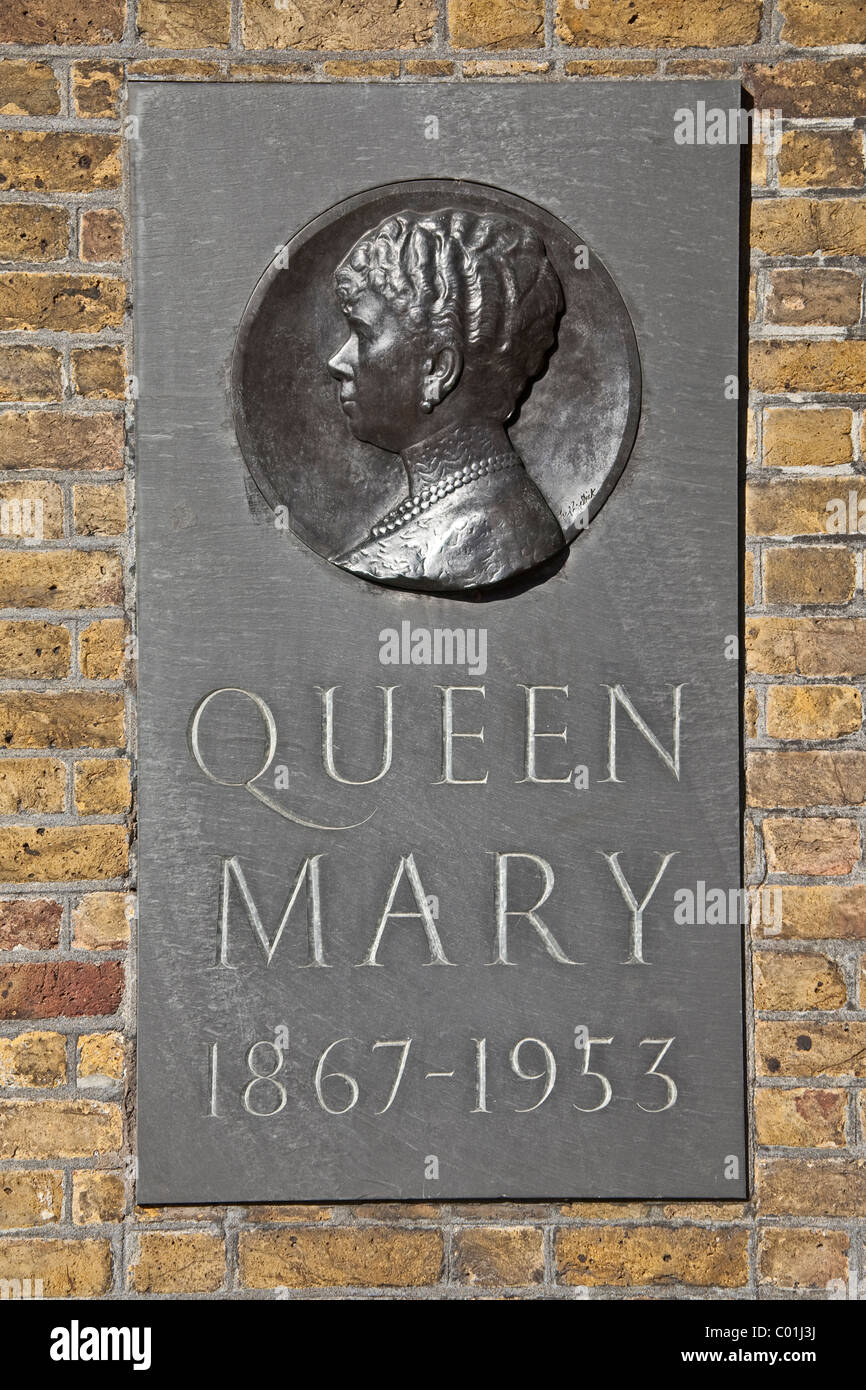 Plaque of queen mary hi-res stock photography and images - Alamy
