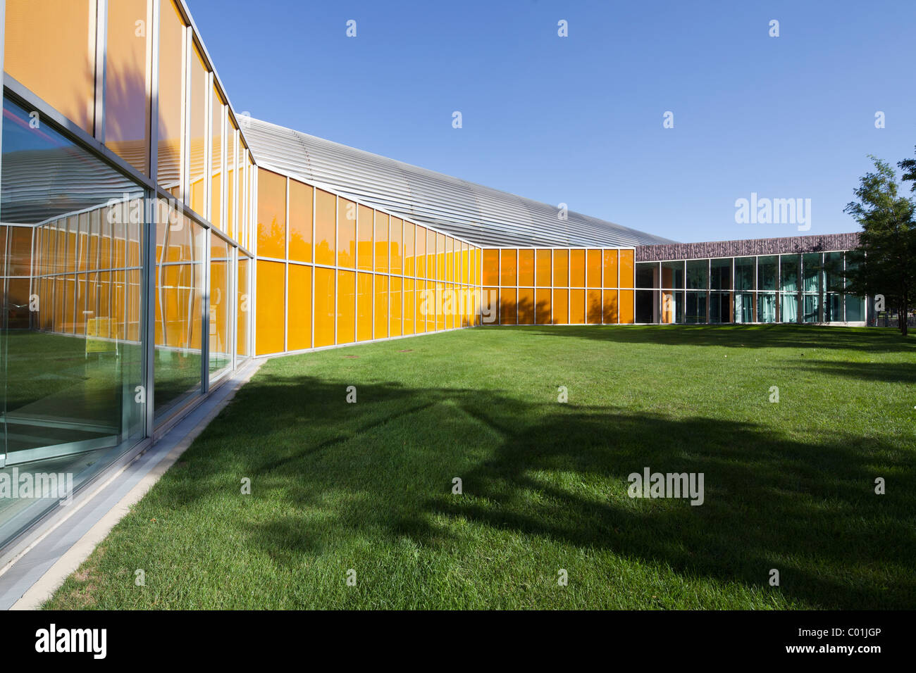 exterior, McCormick Tribune Campus Center, Illinois Institute of ...