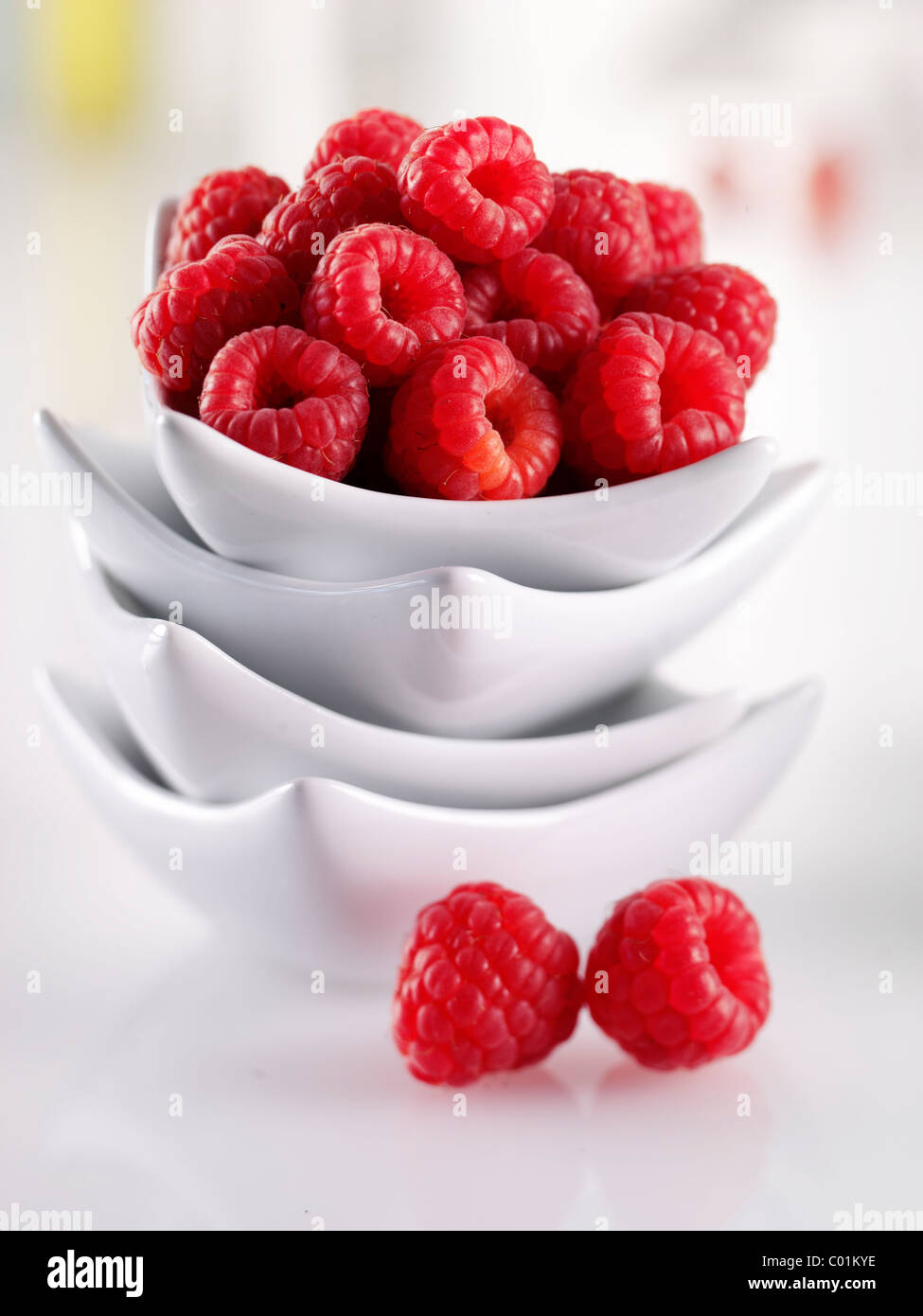 Bowl fresh berries raspberry hi-res stock photography and images - Alamy