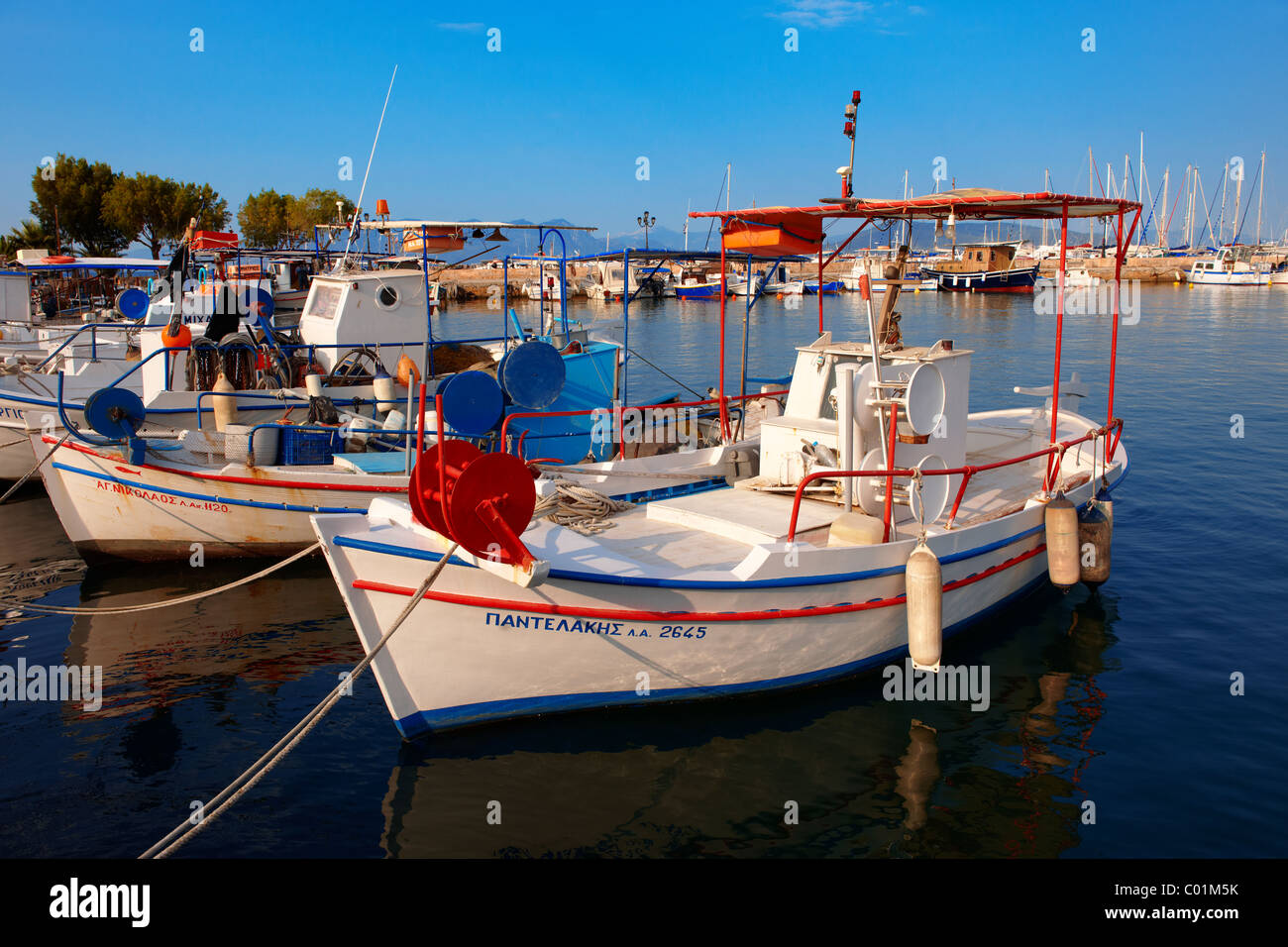 Ancient greek fishing hi-res stock photography and images - Alamy