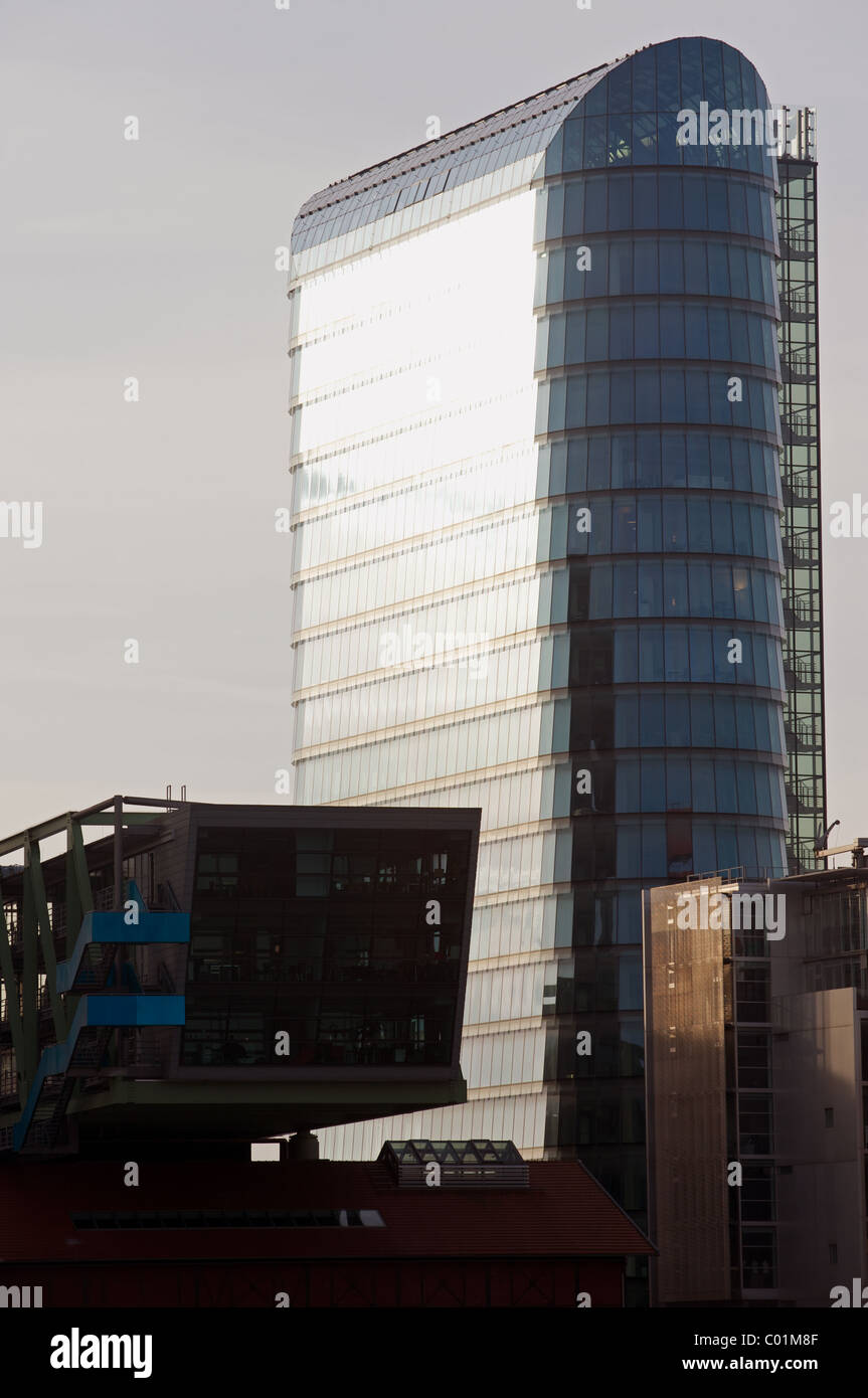 Modern high rise office block, Dusseldorf, Germany Stock Photo - Alamy