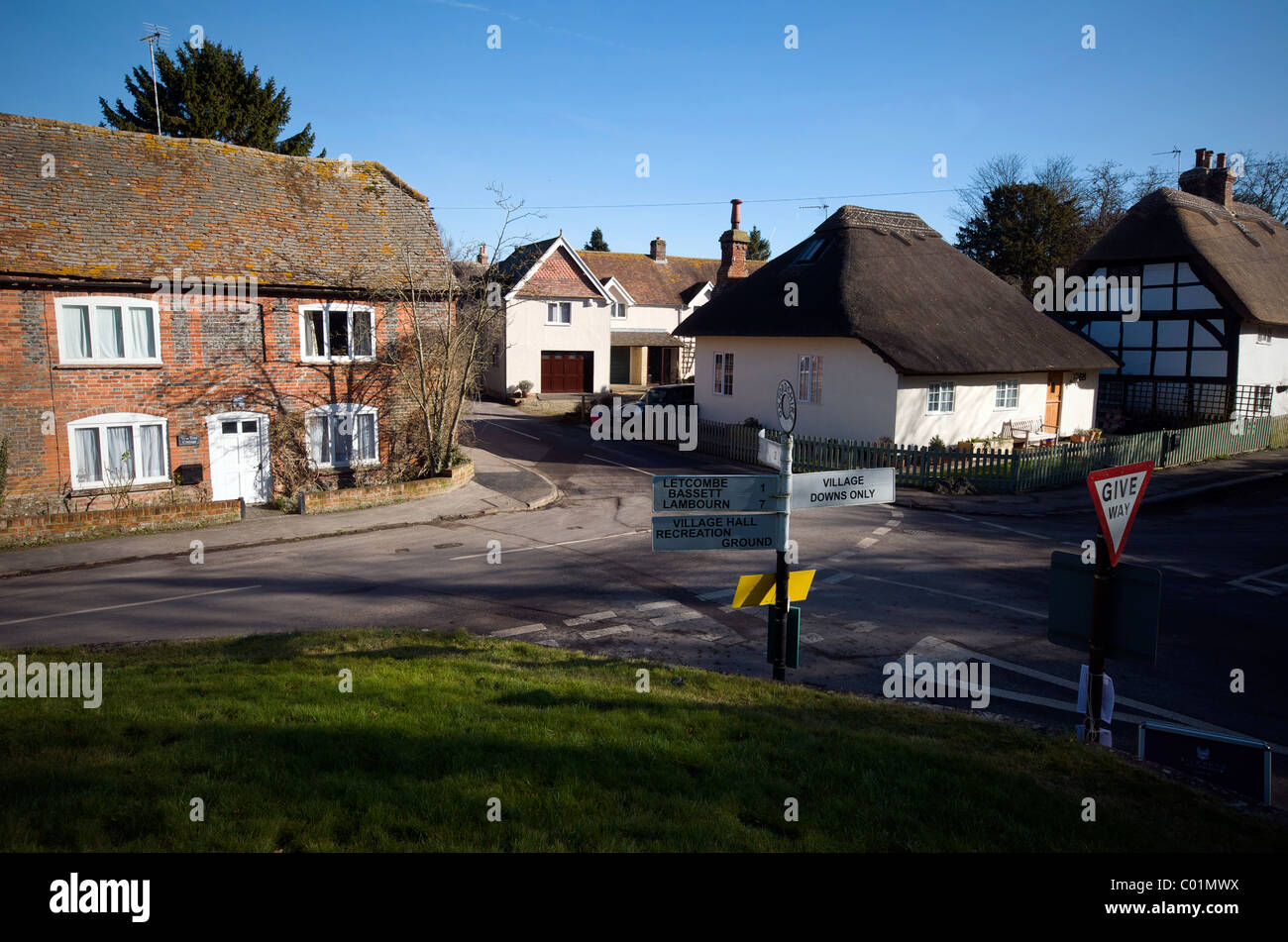 Letcombe Regis Parish Church Wantage Oxfordshire England UK Village ...