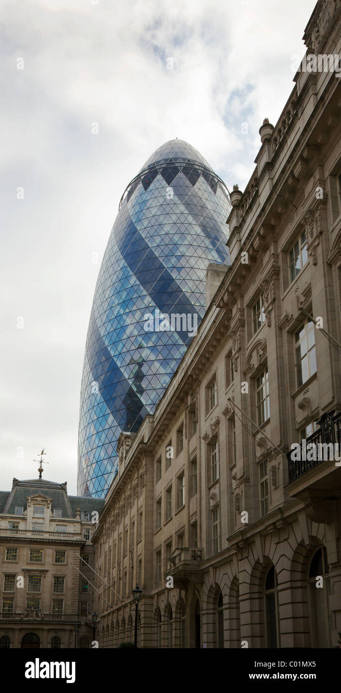 St. Helen's Place and Gherkin, City of London Stock Photo - Alamy