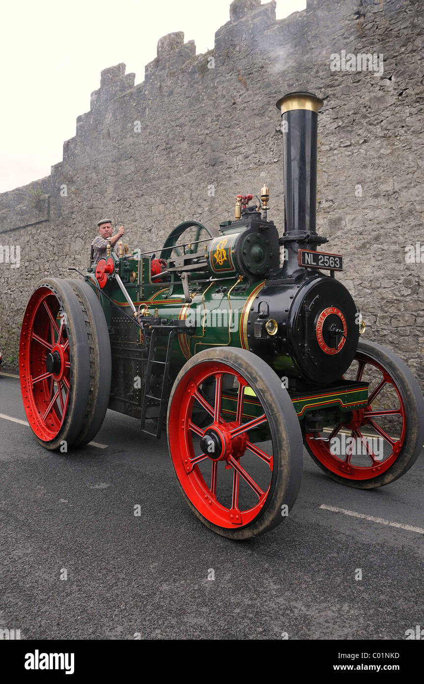 Vintage steam road locomotive hi-res stock photography and images - Alamy