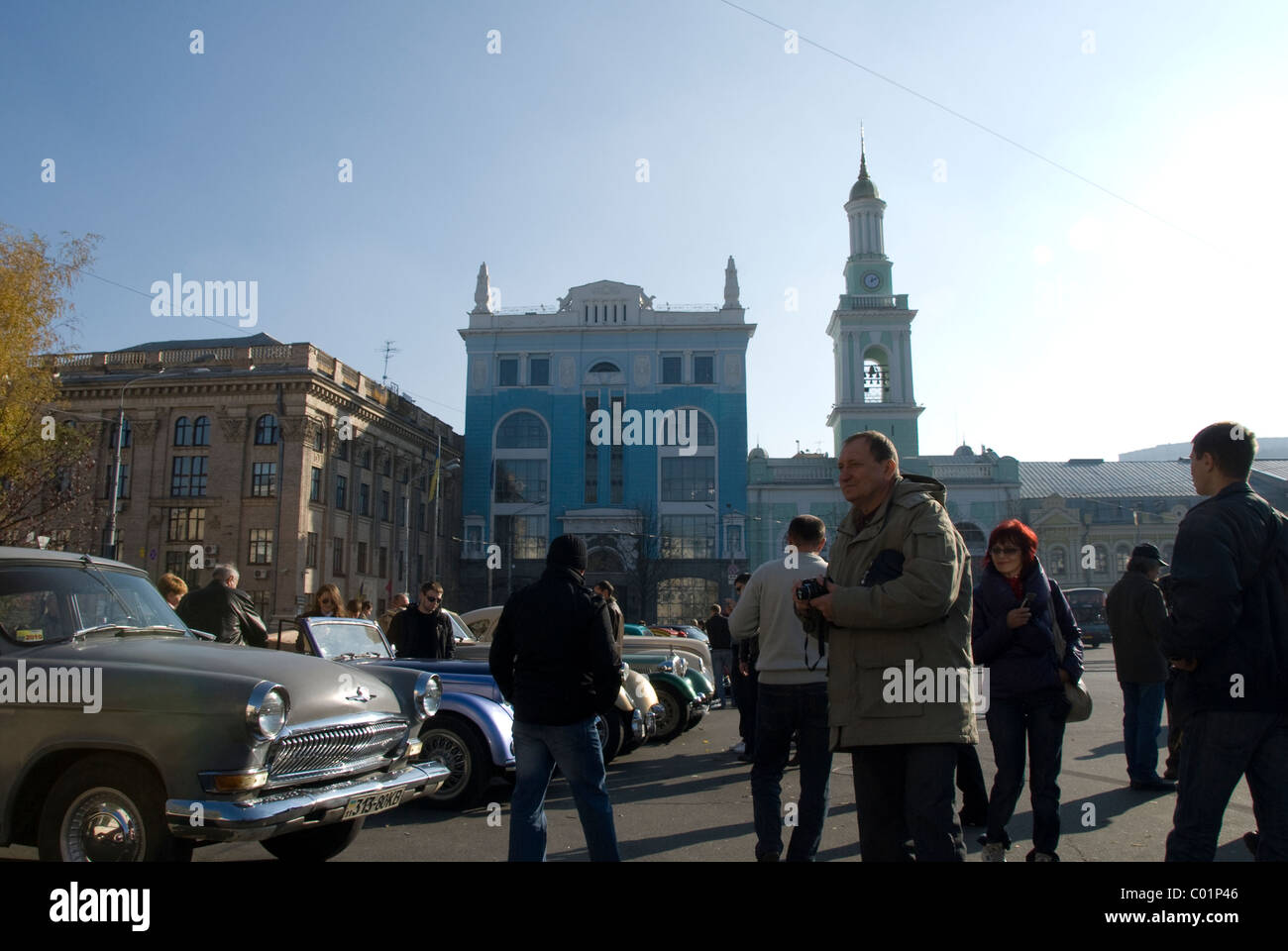 Ukraine, Kiev, Podol. An exhibition of old cars Stock Photo - Alamy
